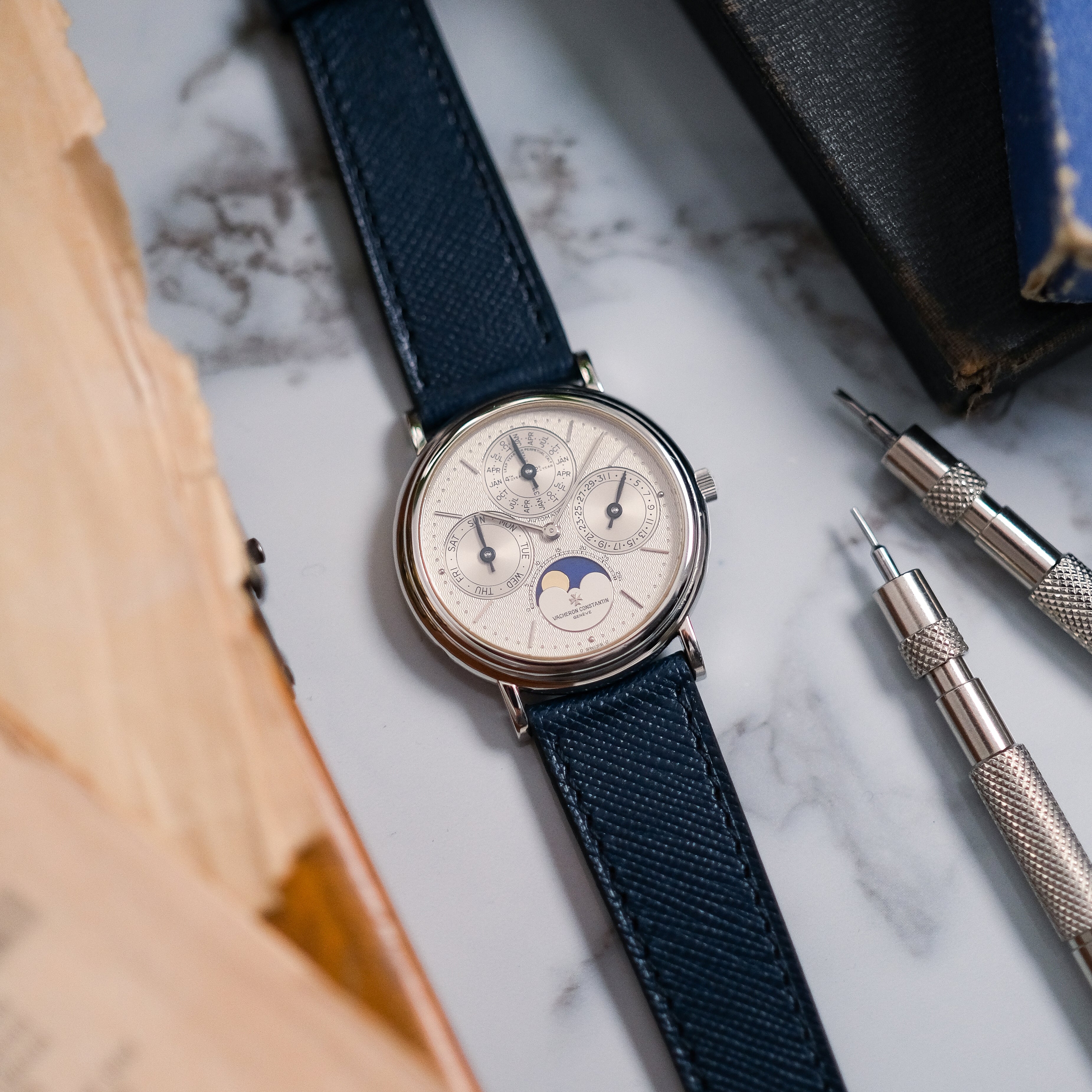 Vacheron Constantin Patrimony Perpetual Calendar - Ref. 43031 - Platin ...