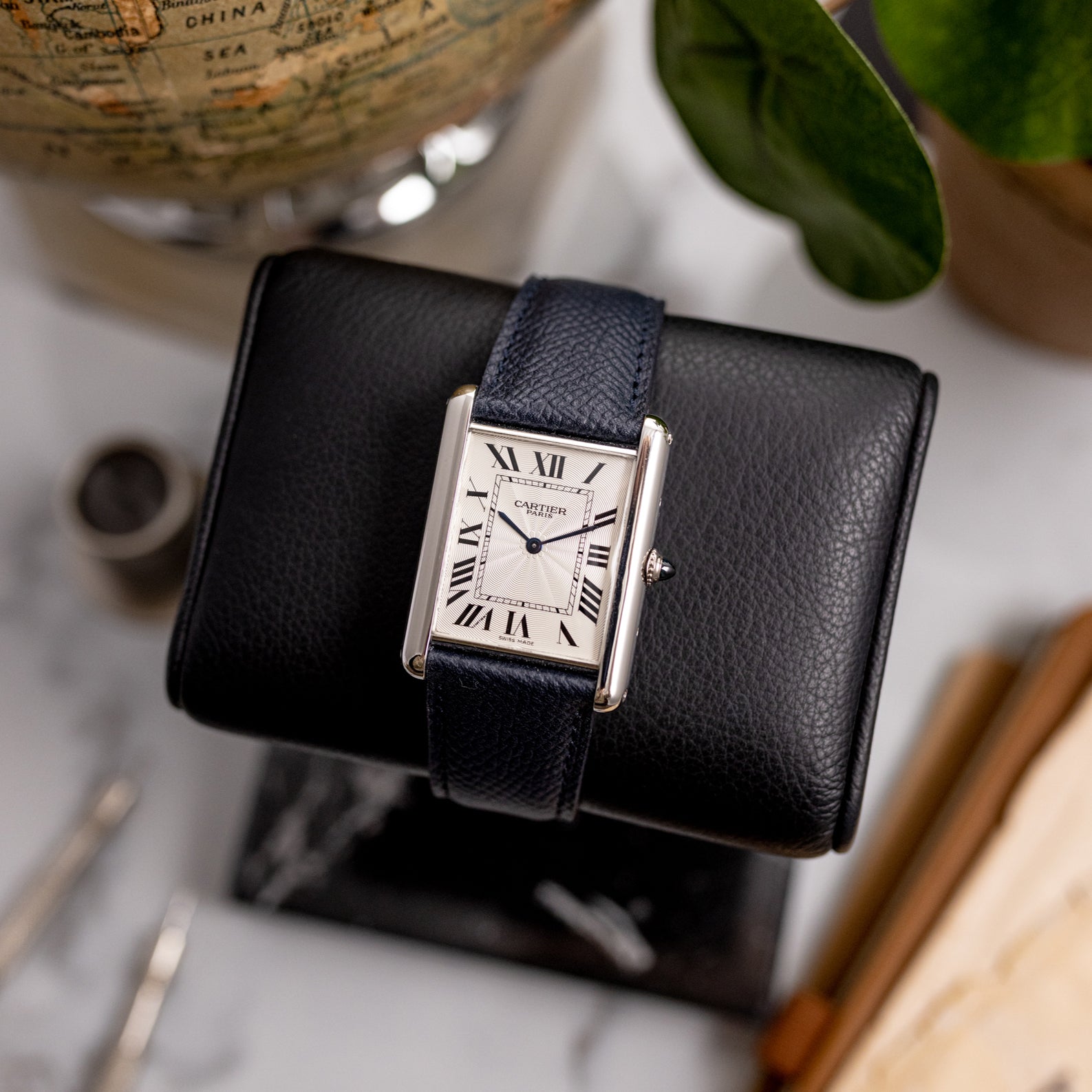 Cartier Tank XL - Ref. 2915 - Platinum - Collection Privée Cartier Par ...